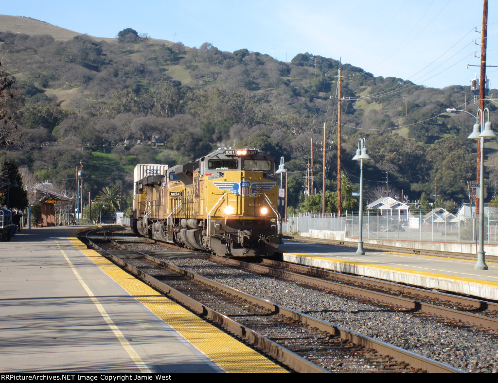 Union Pacific KOAMN in Martinez